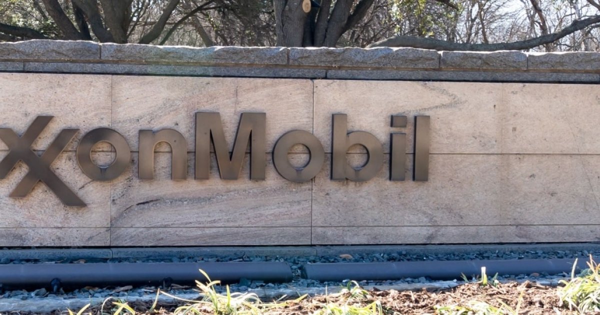 Exxon Mobil plánuje zrušit zhruba 2000 pracovních míst | Investice.cz