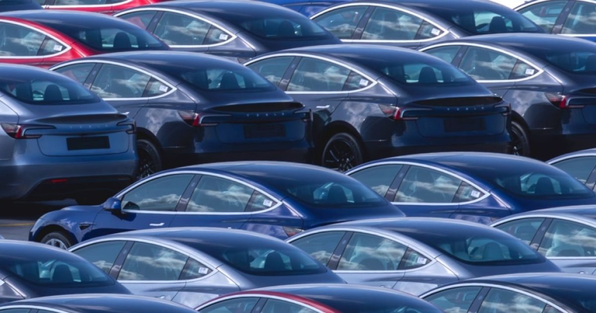 Tesla zvýšila čtvrtletní odbyt o 7,4 procenta na rekordních 497.099 ...